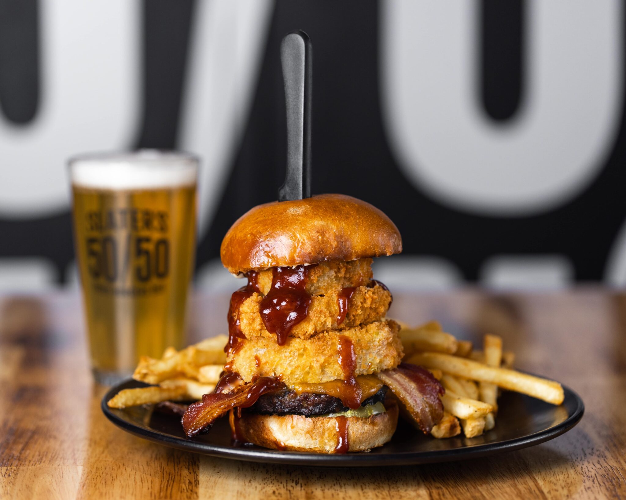 7 Must-Try, Mouthwatering Burgers in South OC