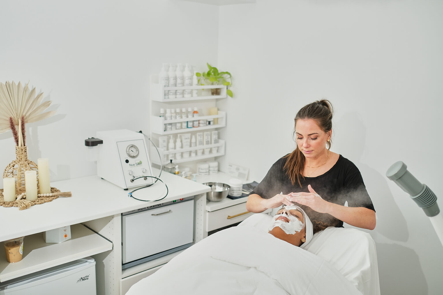 Facial Lounge Orange County - Expert Tips for Glowing Skin