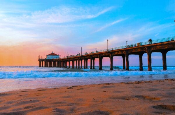 8 Reasons We Love Manhattan Beach for a Day of Family Fun