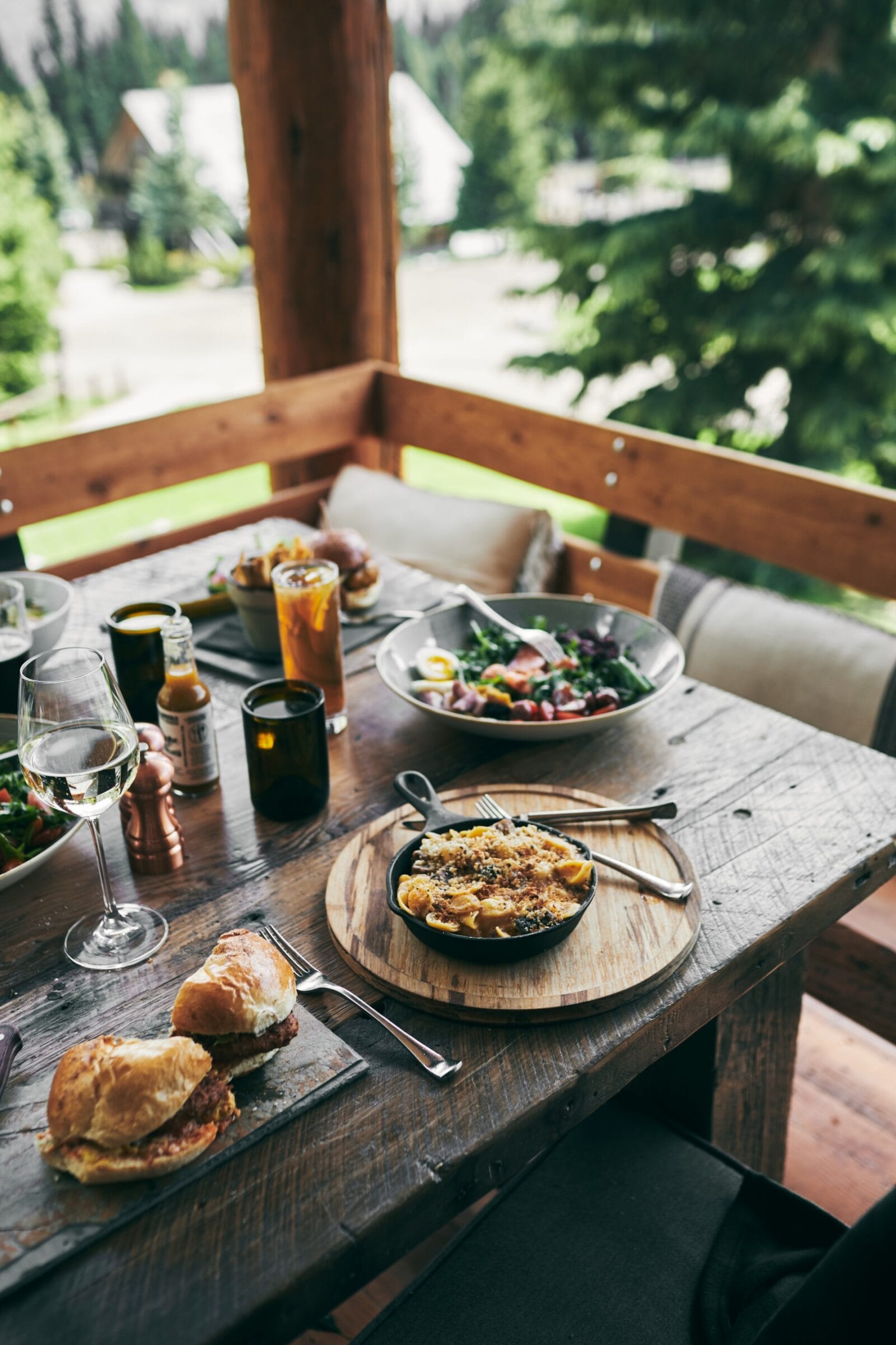 Best Dude Ranches and Rustic Riding Lodges in the US