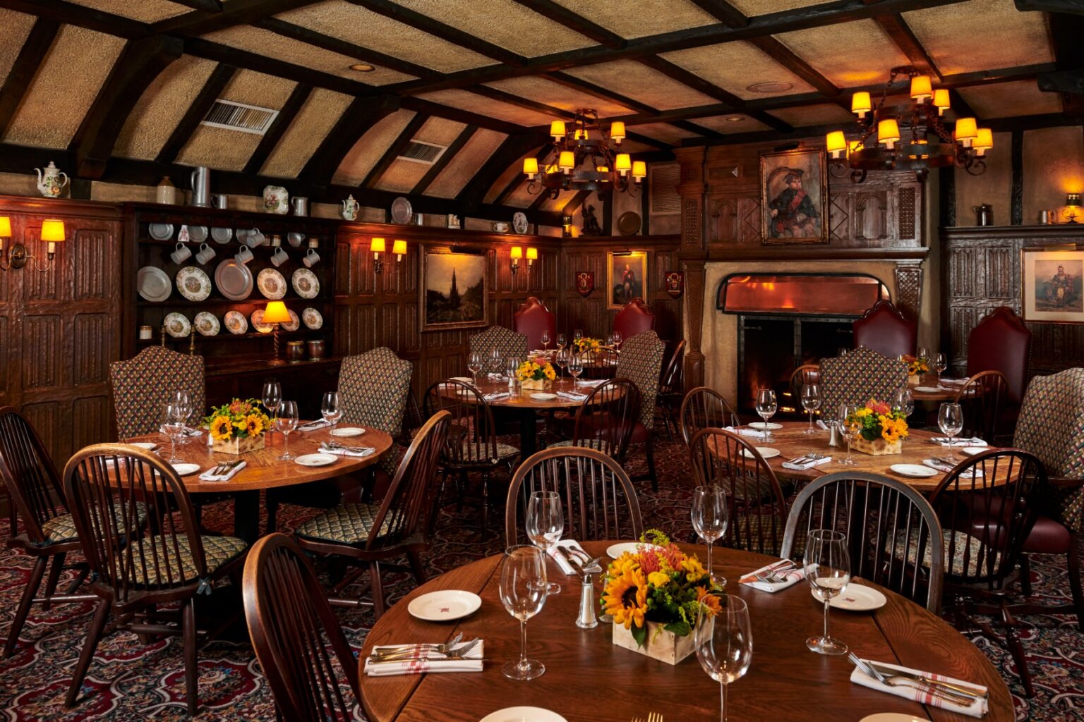 Best Restaurant Venues in Southern California for a Holiday Soiree
