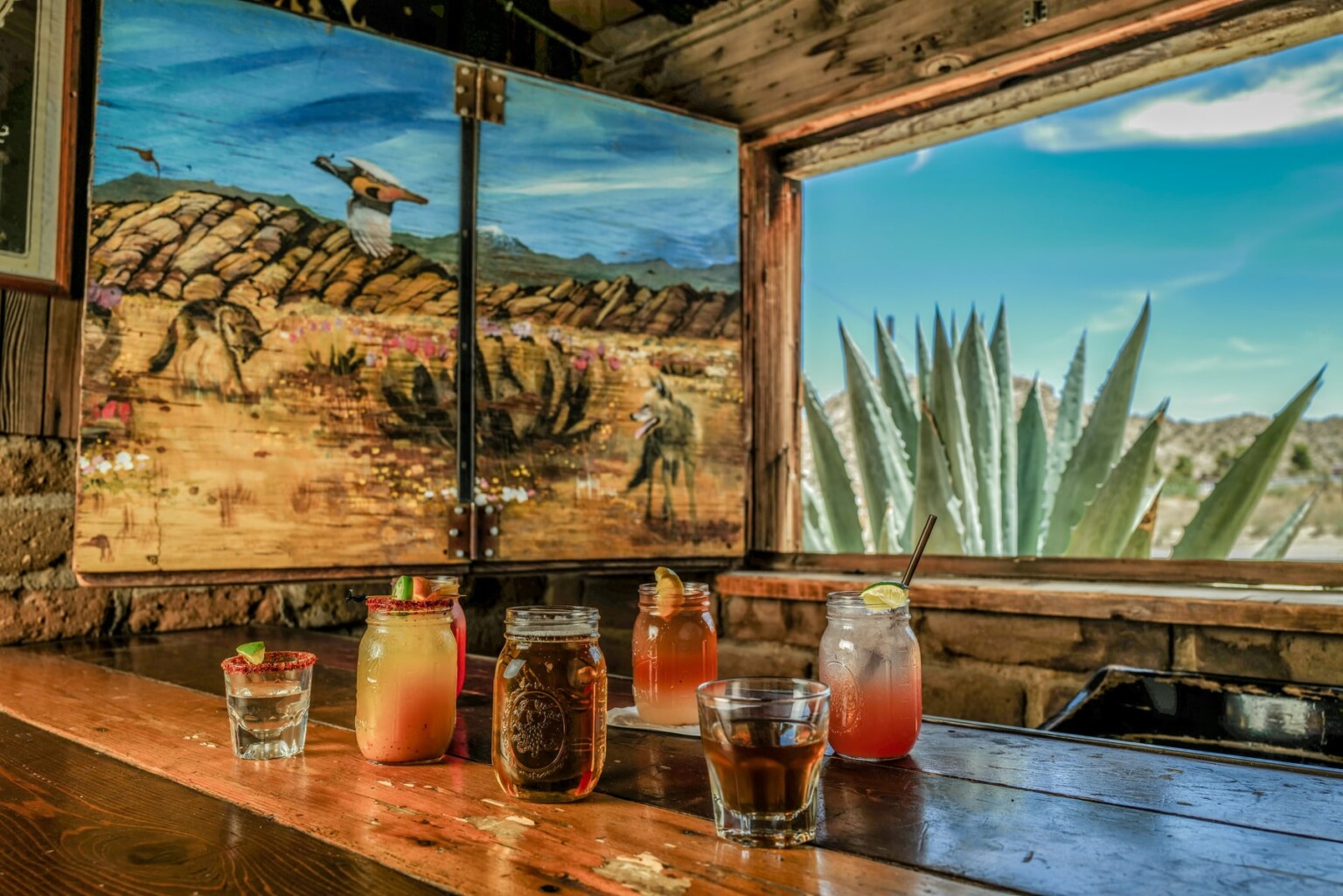 5 Western Bars Near Palm Springs for a Honky Tonk Stagecoach Weekend