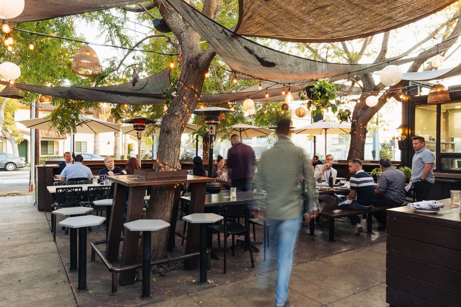 Benchmark Restaurant in Downtown Santa Ana