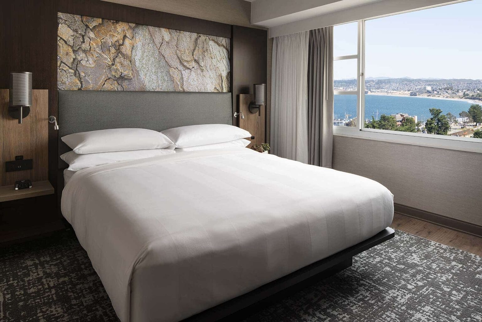 Monterey Weekend Guide: Spend a Fall Weekend in Monterey