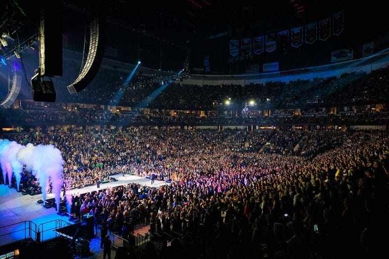 8 Live Music Venues in Orange County for a Groovin' Good Time