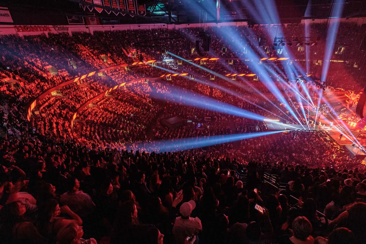 8 Live Music Venues in Orange County for a Groovin' Good Time