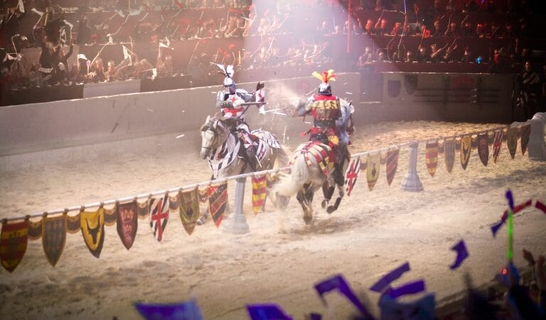 Where to Enjoy Dinner and a Show in Southern California