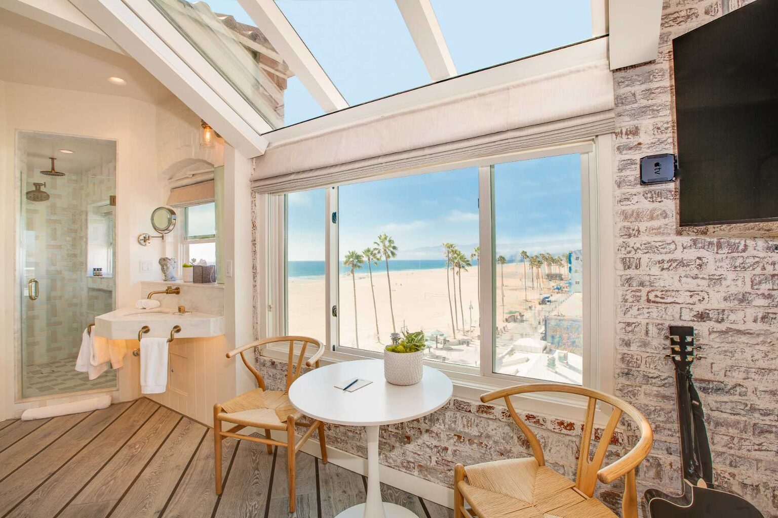 A Local's Guide to Venice Beach, Los Angeles