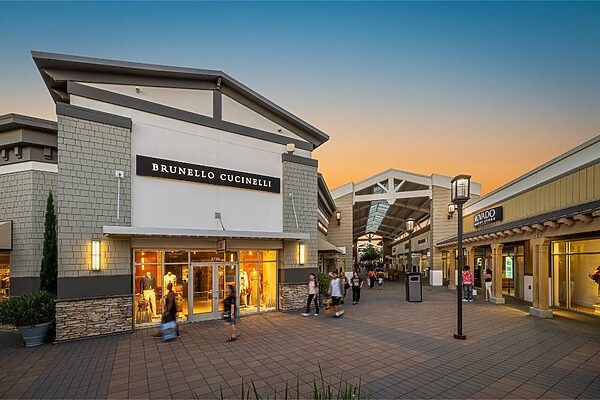 San Francisco Premium Outlets Is Every Fashion Lover’s Dream