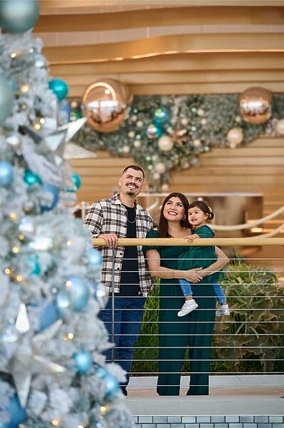8 Ways Gaylord Pacific Becomes the Merriest Place in Southern California